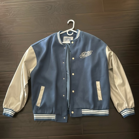 Aelfric Eden | Jackets & Coats | Aelfric Eden Letter Love Foaming ...